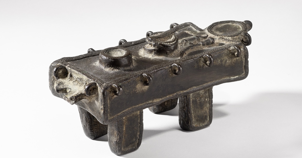 An "Ofo" ritual object | Duende Art Projects